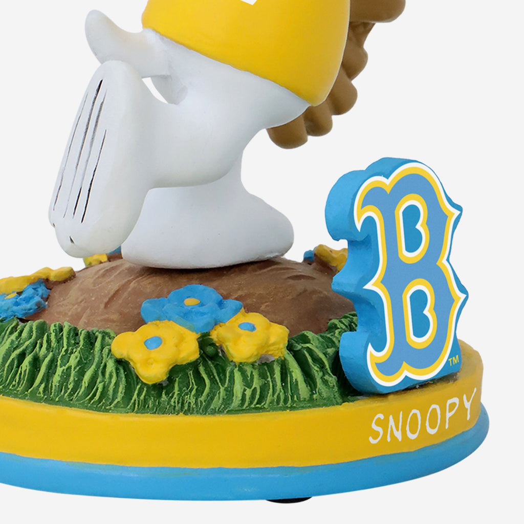 Boston Red Sox Snoopy Peanuts City Connect Bobblehead FOCO