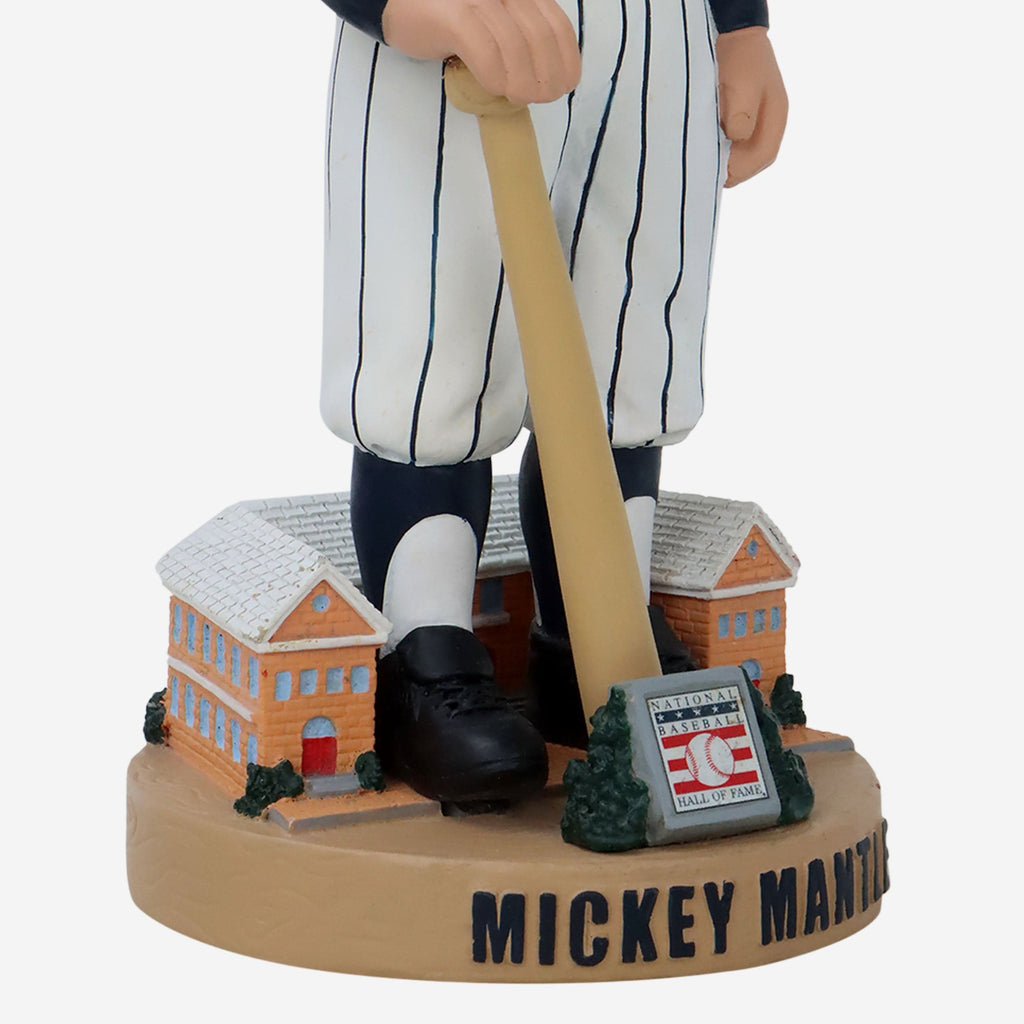 Mickey Mantle New York Yankees Legends of the Park Hall of Fame Bobble FOCO
