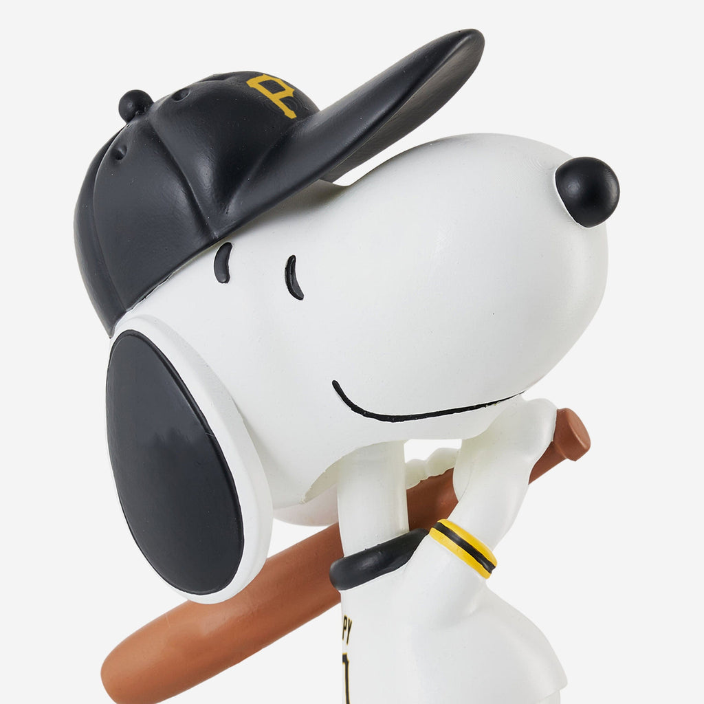Pittsburgh Pirates Snoopy Peanuts Bighead Bobblehead FOCO