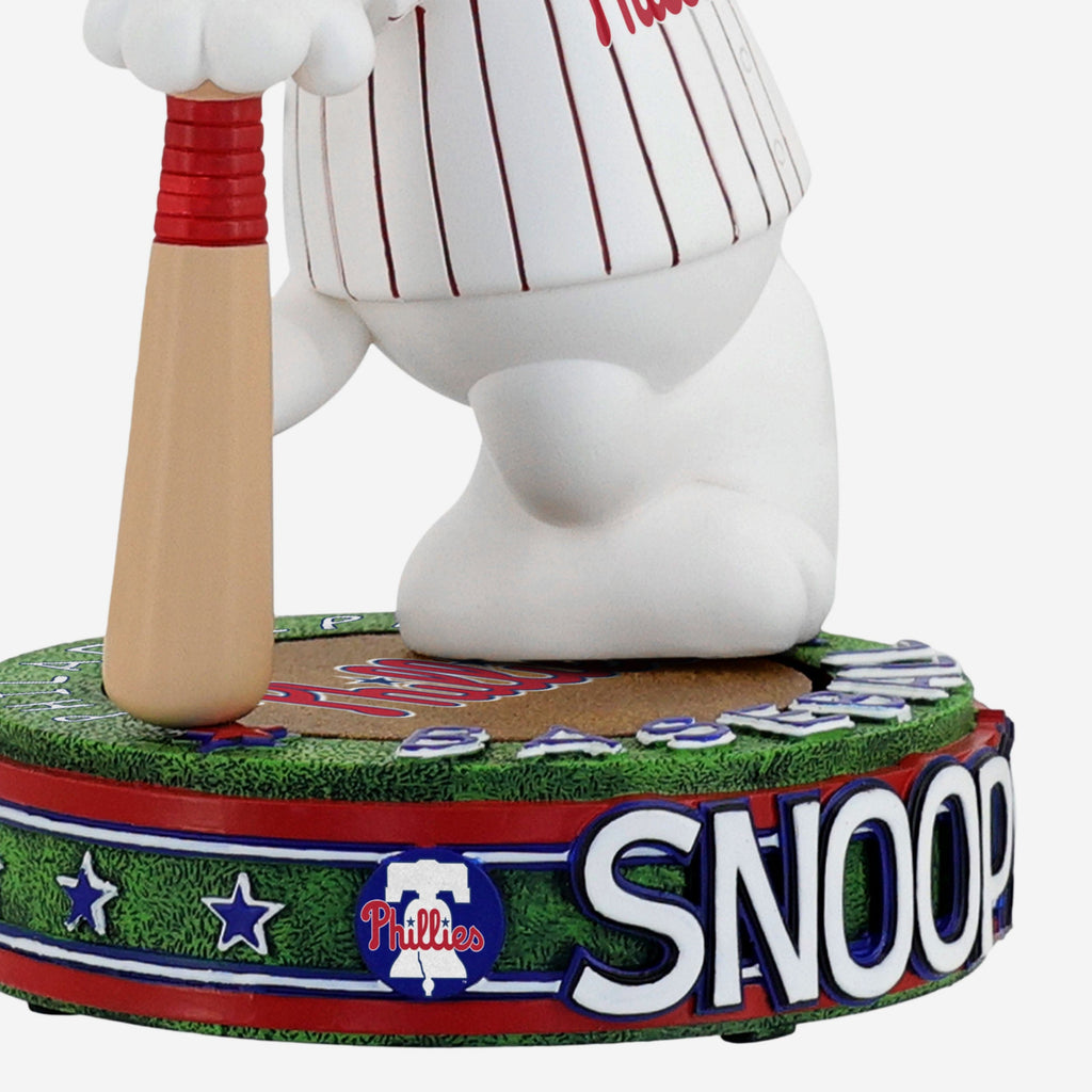 Philadelphia Phillies Snoopy Peanuts Batter Up Bighead Bobblehead FOCO