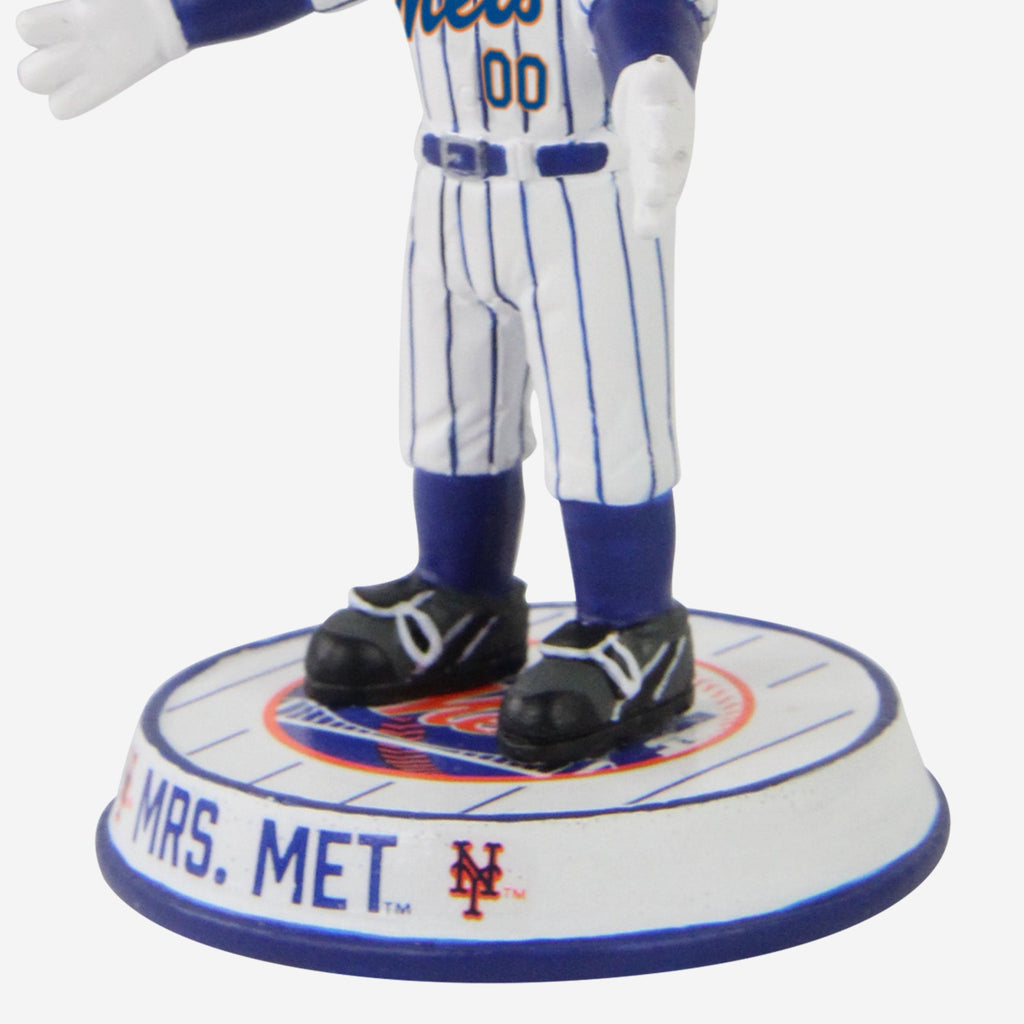 Mrs Met New York Mets Mascot Mini Bighead Bobblehead FOCO