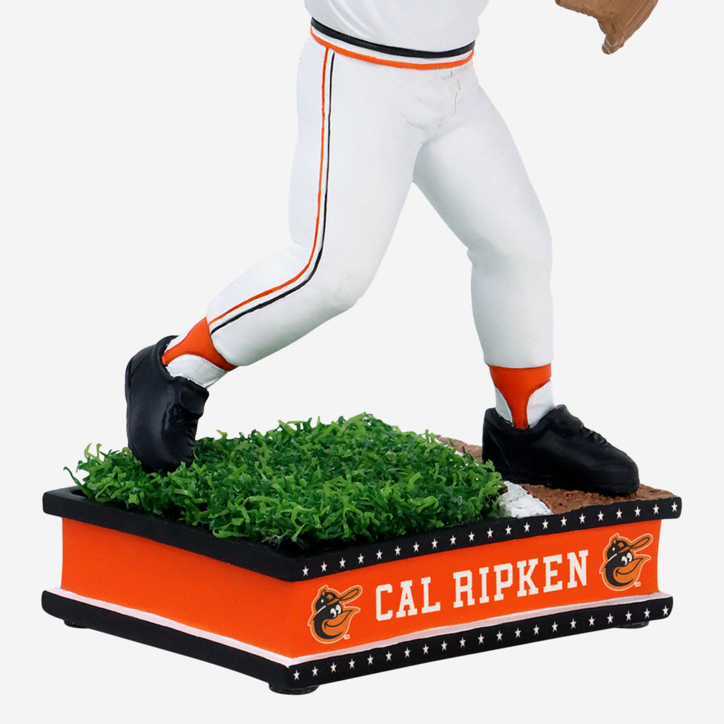 Cal Ripken Jr Baltimore Orioles Field Star Bobblehead FOCO