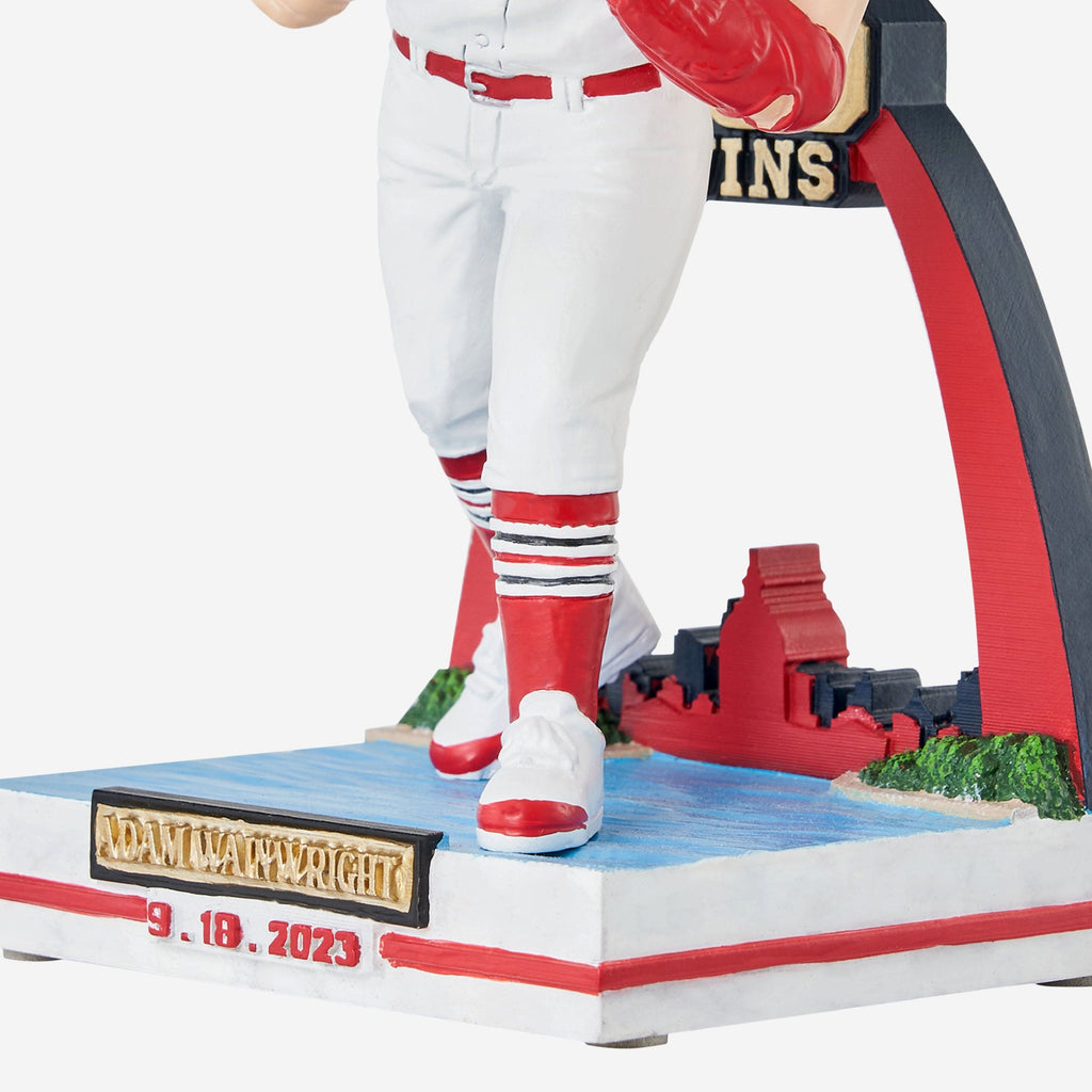 Adam Wainwright St Louis Cardinals 200 Wins Bobblehead FOCO