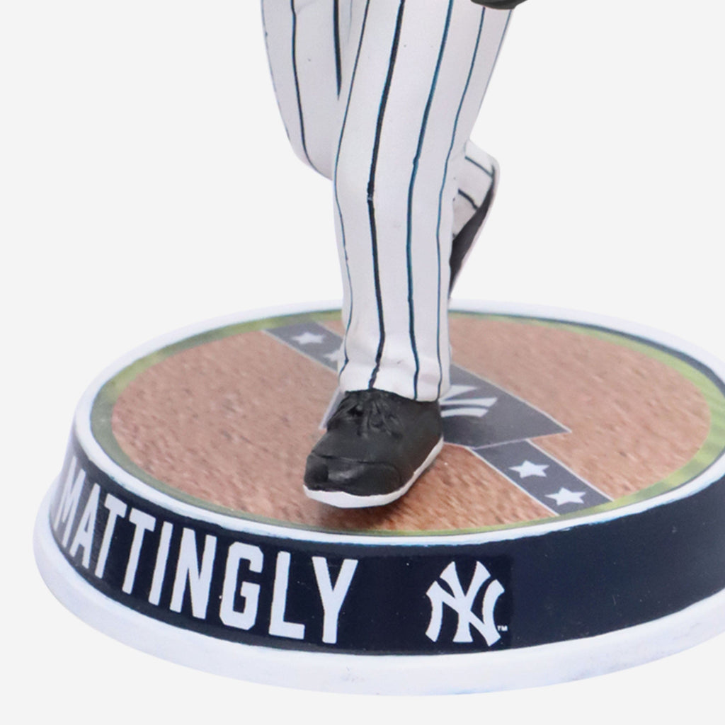 Don Mattingly New York Yankees Field Stripe Bighead Bobblehead FOCO