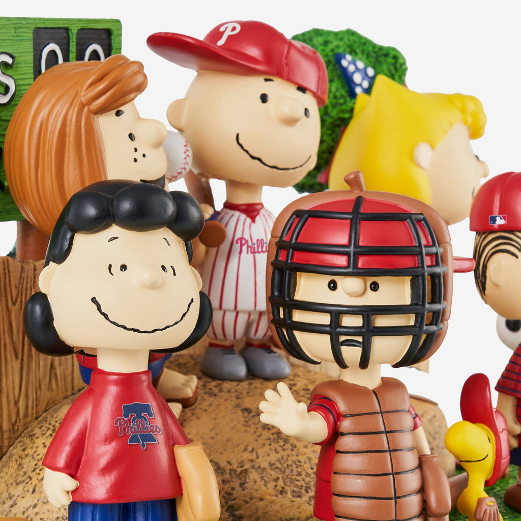 Philadelphia Phillies Peanuts Gang Baseball Field Mini Bobblehead Scen FOCO