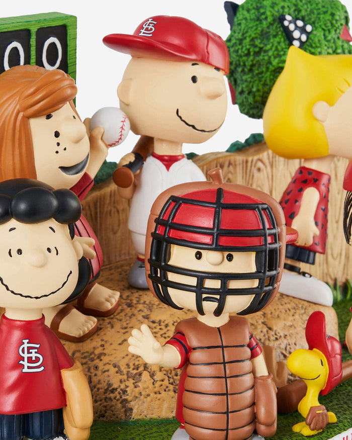 St Louis Cardinals Peanuts Gang Baseball Field Mini Bobblehead Scene FOCO