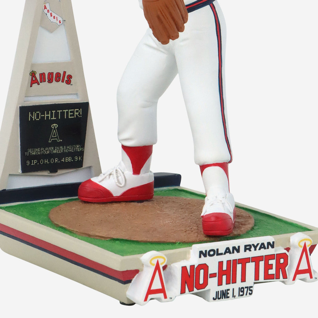 Nolan Ryan California Angels 1975 No Hitter Bobblehead FOCO