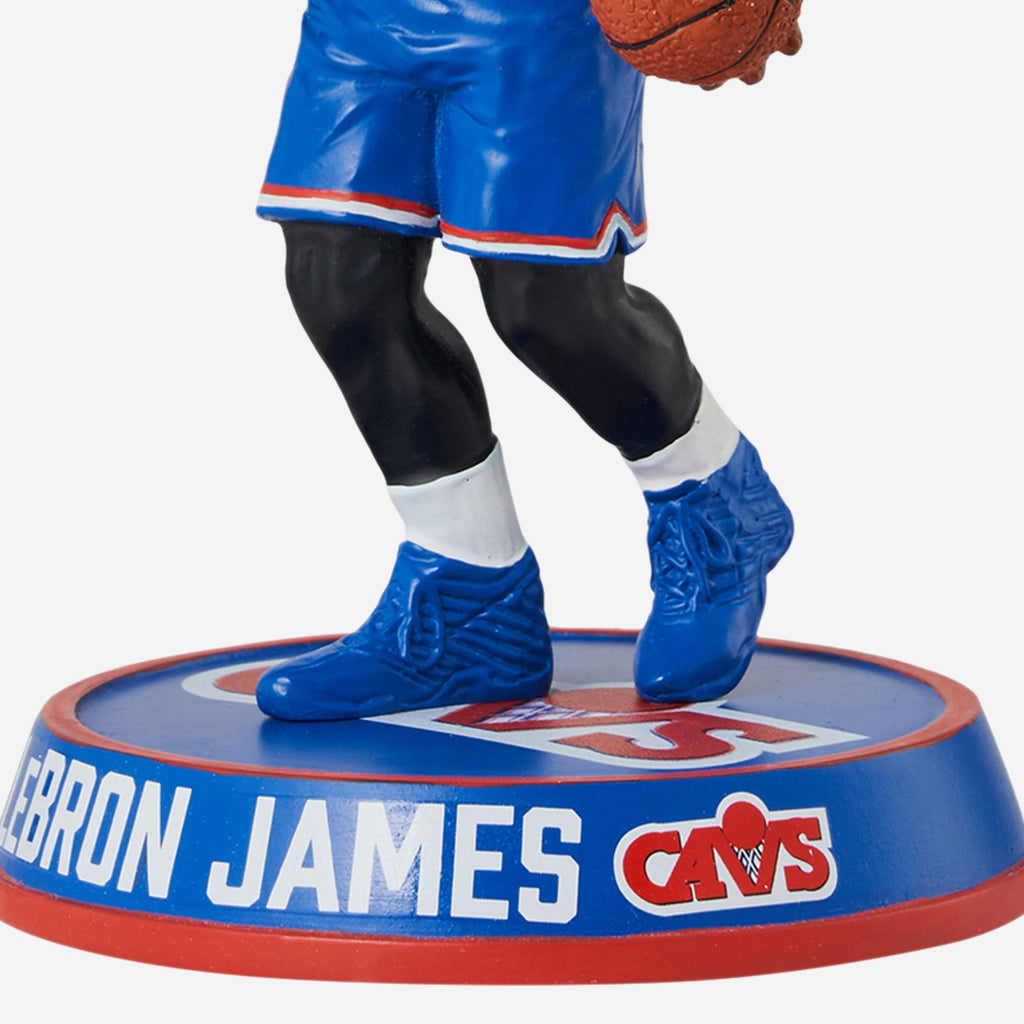 LeBron James Cleveland Cavaliers Retro Jersey Bighead Bobblehead FOCO