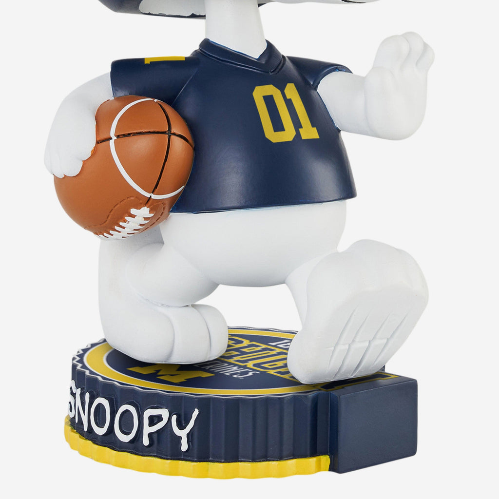 Michigan Wolverines Snoopy Peanuts Bighead Bobblehead FOCO