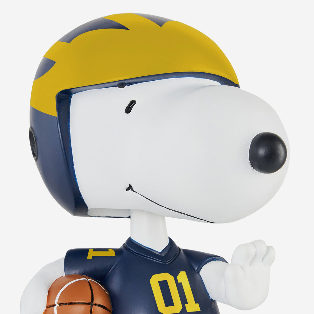 Michigan Wolverines Snoopy Peanuts Bighead Bobblehead FOCO
