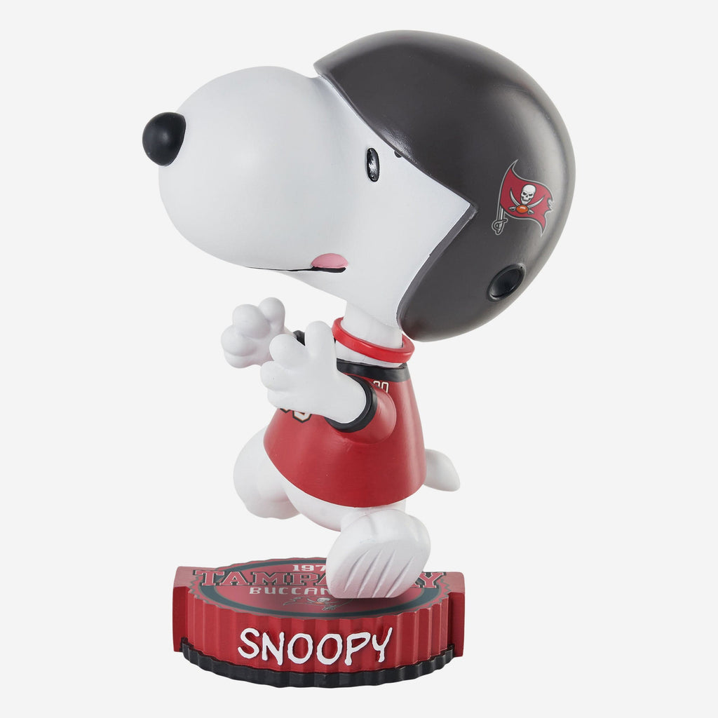 Tampa Bay Buccaneers Snoopy Peanuts Bighead Bobblehead FOCO