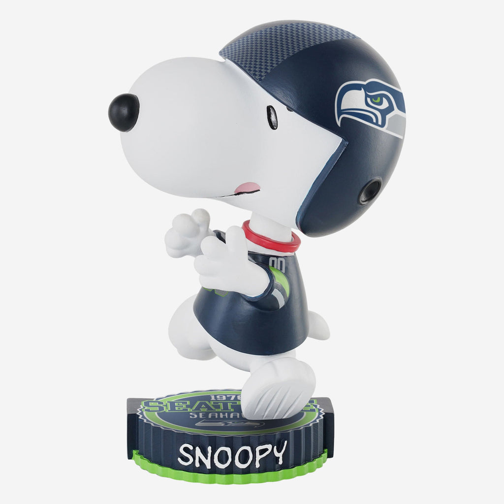 Seattle Seahawks Snoopy Peanuts Bighead Bobblehead FOCO