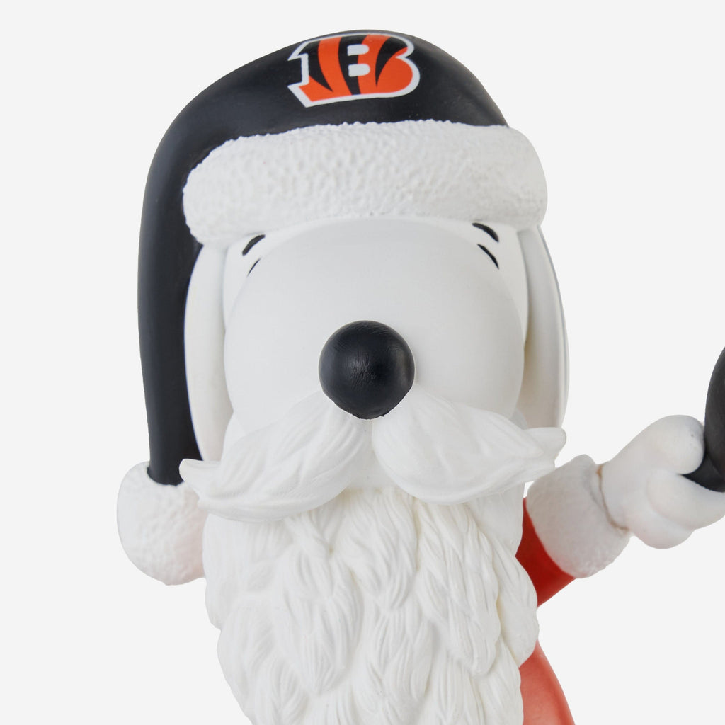 Cincinnati Bengals Snoopy & Woodstock Peanuts Christmas Special Bobble FOCO