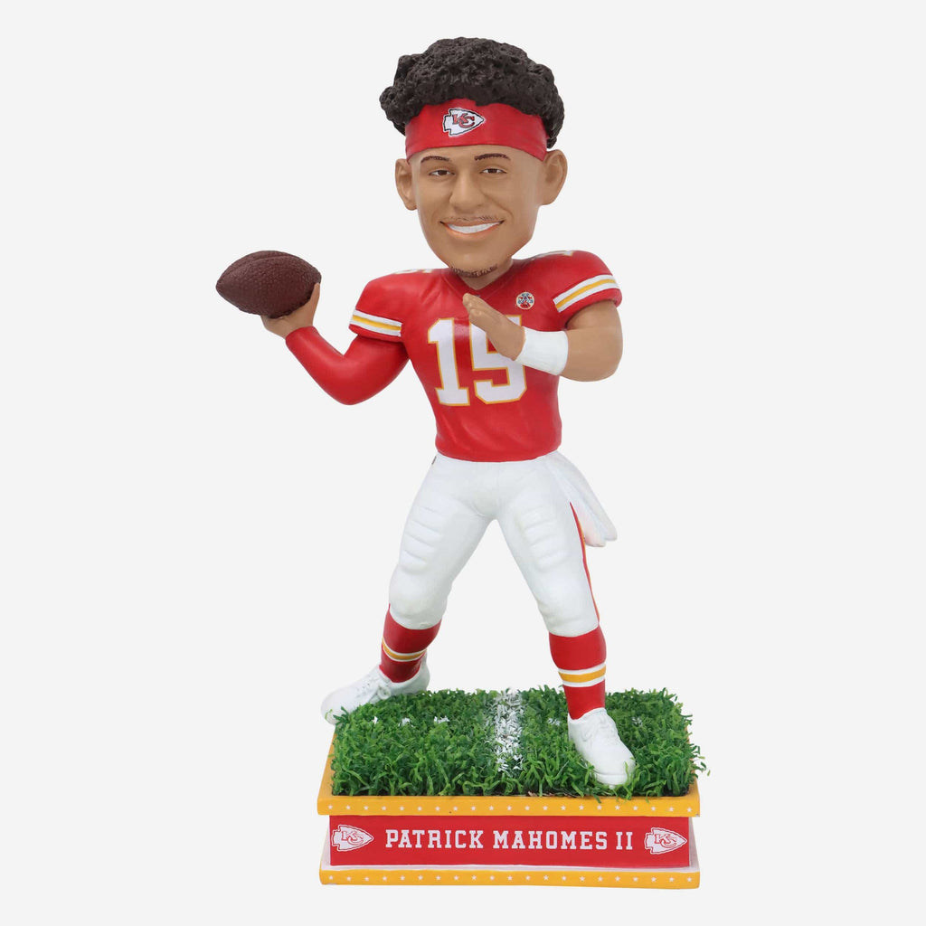 Patrick Mahomes Kansas City Chiefs Field Star Bobblehead FOCO