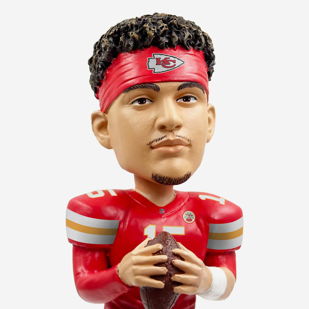 Patrick Mahomes Kansas City Chiefs Magnetic Stadium Base Bobblehead FOCO