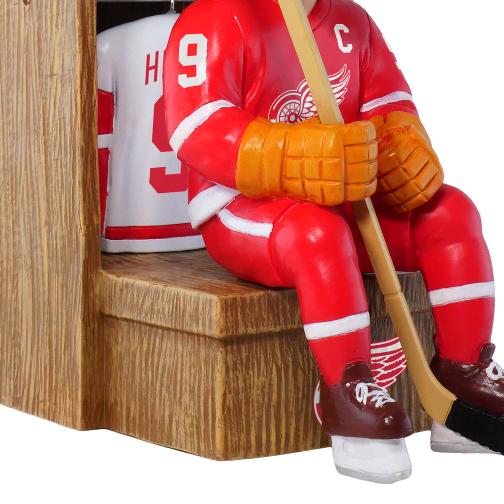 Gordie Howe Detroit Red Wings Locker Room Bobblehead FOCO