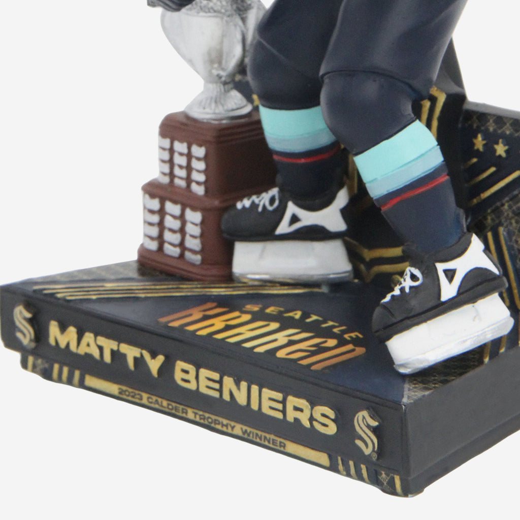 Matty Beniers Seattle Kraken 2023 Calder Memorial Trophy Award Bobbleh FOCO