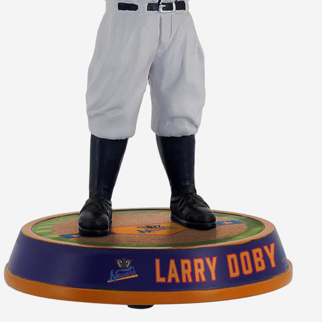 Larry Doby Newark Eagles Field Stripe Bighead Bobblehead FOCO