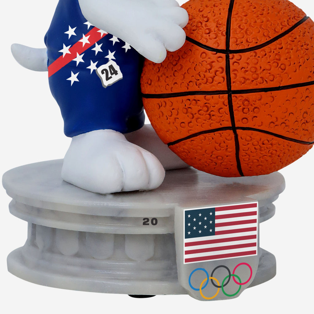 Team USA Snoopy Peanuts Basketball Mini Bobblehead FOCO