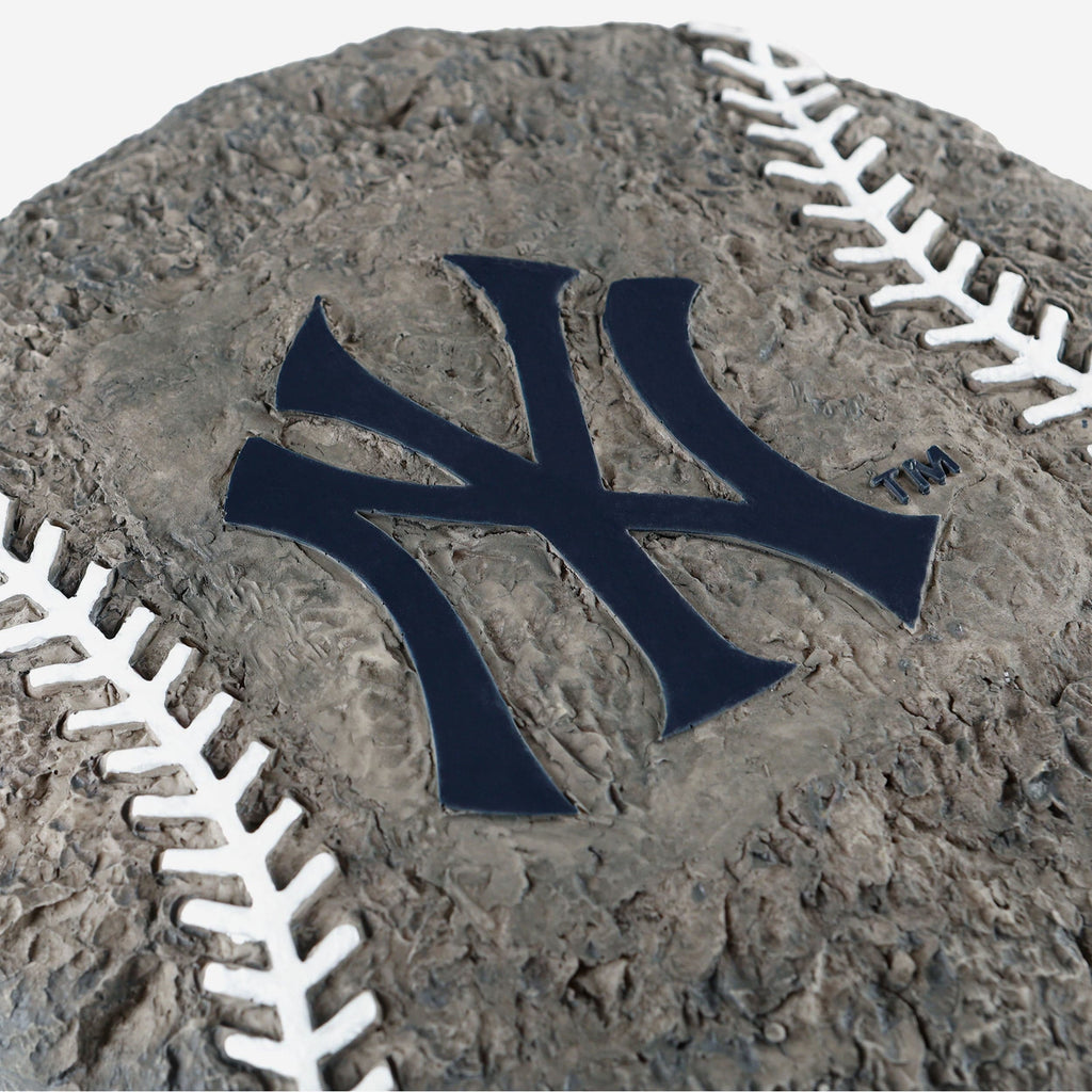 New York Yankees Ball Garden Stone FOCO