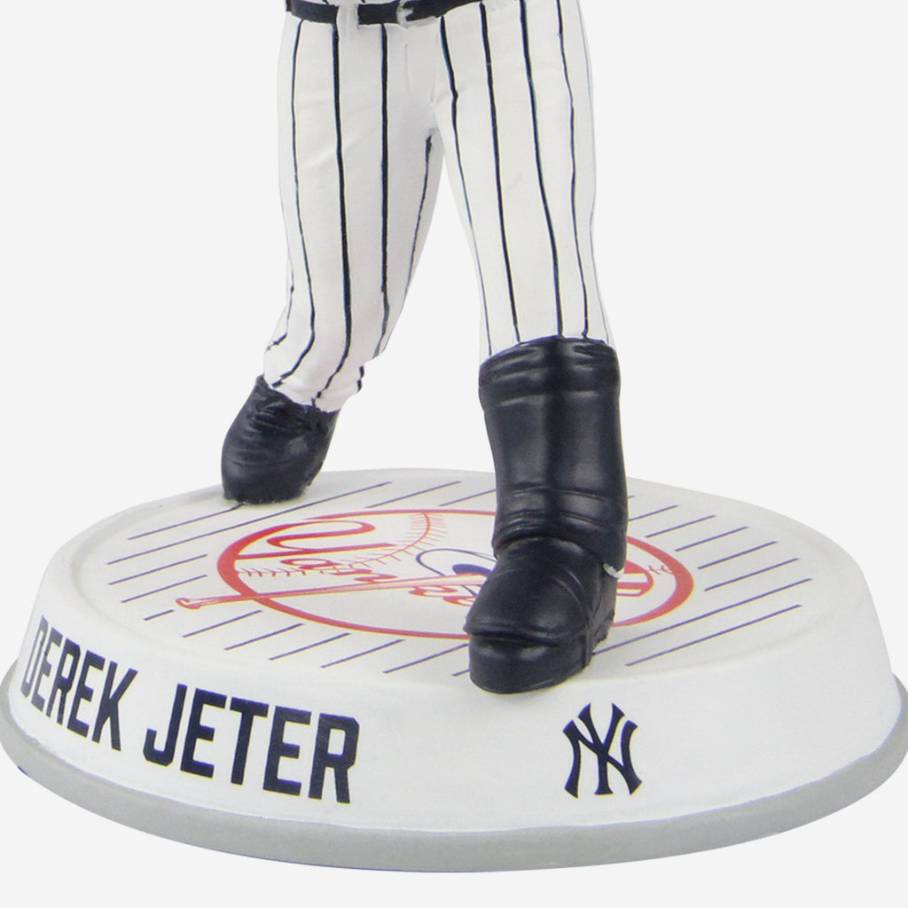 Derek Jeter New York Yankees Bighead Bobblehead FOCO