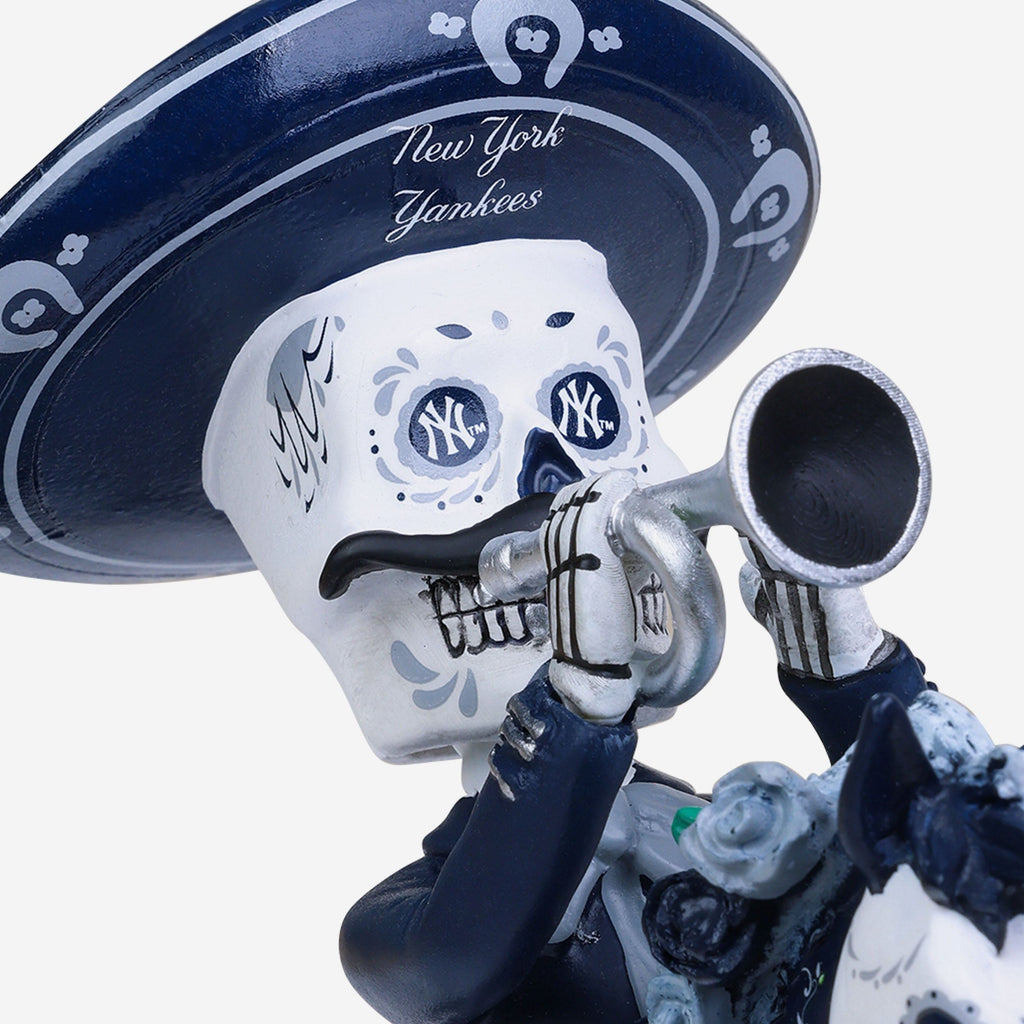 New York Yankees Calavera Bobblehead FOCO