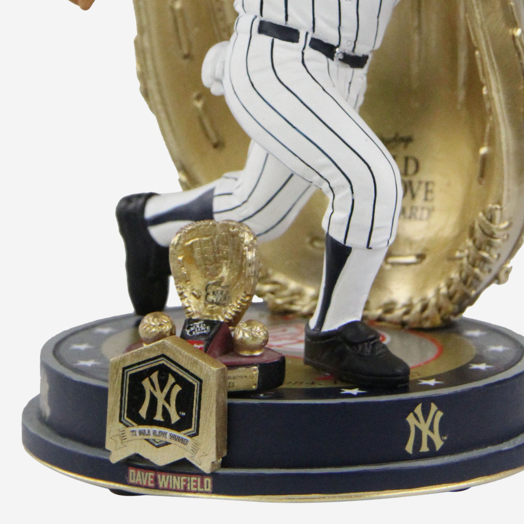 Dave Winfield New York Yankees 7X Gold Glove Award Bobblehead FOCO