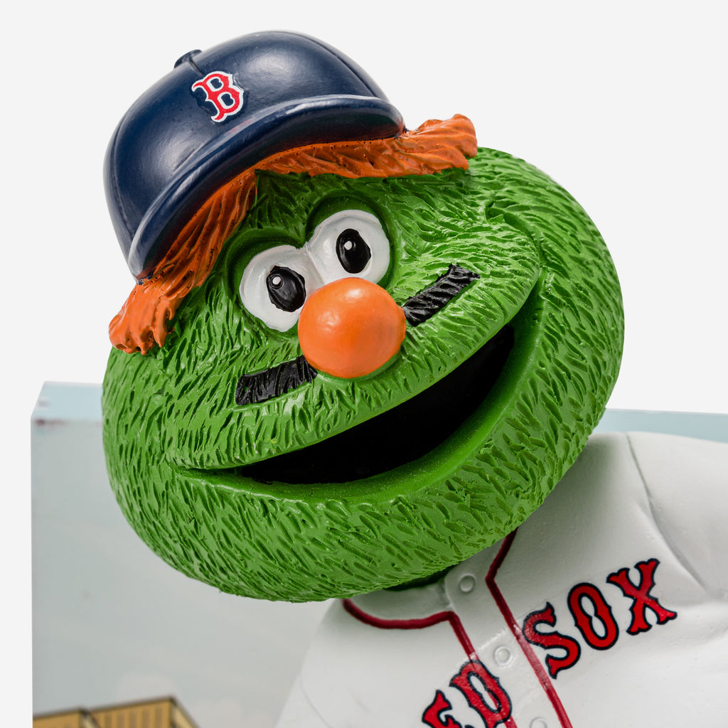 Wally The Green Monster Boston Red Sox Thanksgiving Mascot Bobblehead FOCO