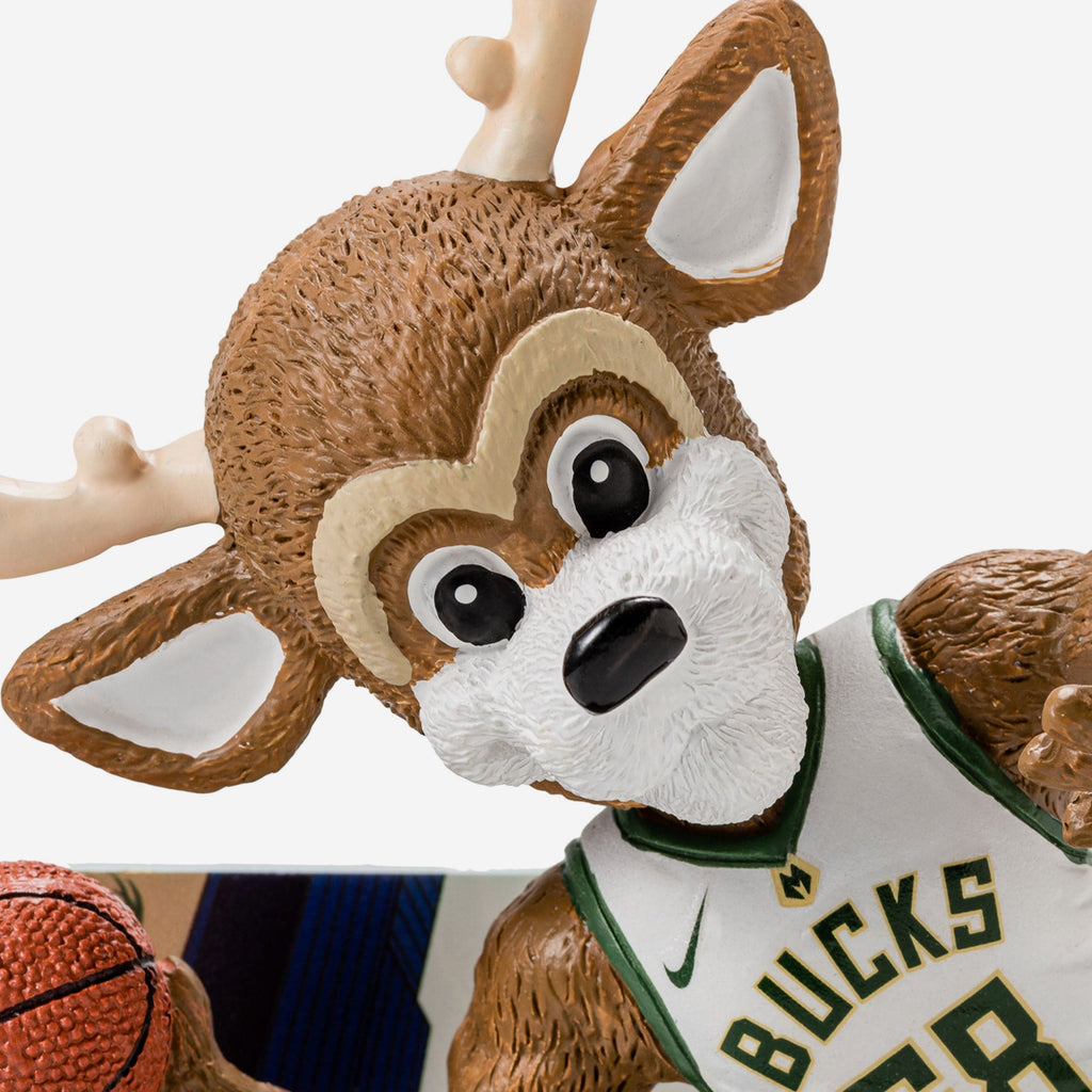 Bango Milwaukee Bucks Thanksgiving Mascot Bobblehead FOCO