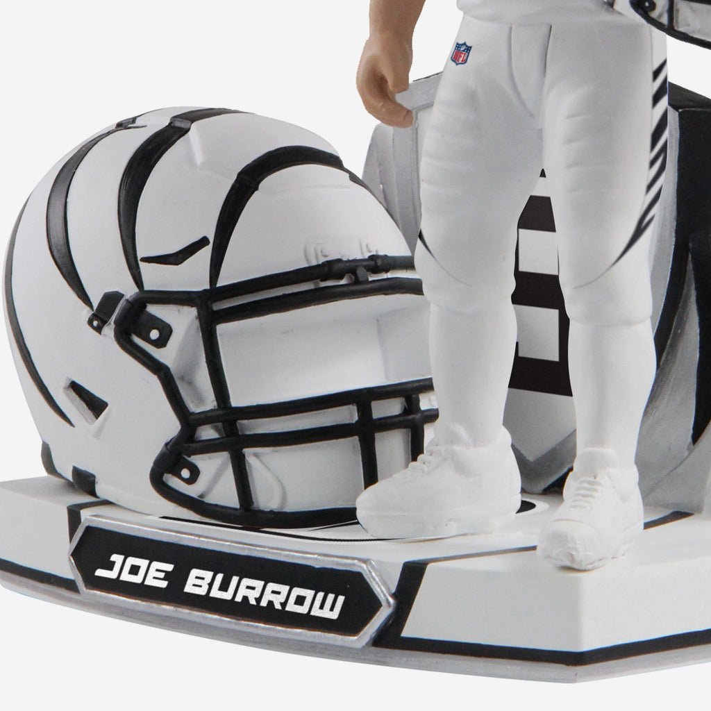 Joe Burrow Cincinnati Bengals 2022 Alternate Helmet Bobblehead FOCO