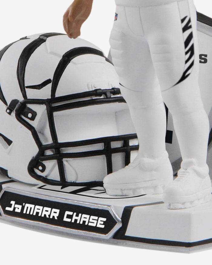 Ja'Marr Chase Cincinnati Bengals 2022 Alternate Helmet Bobblehead FOCO