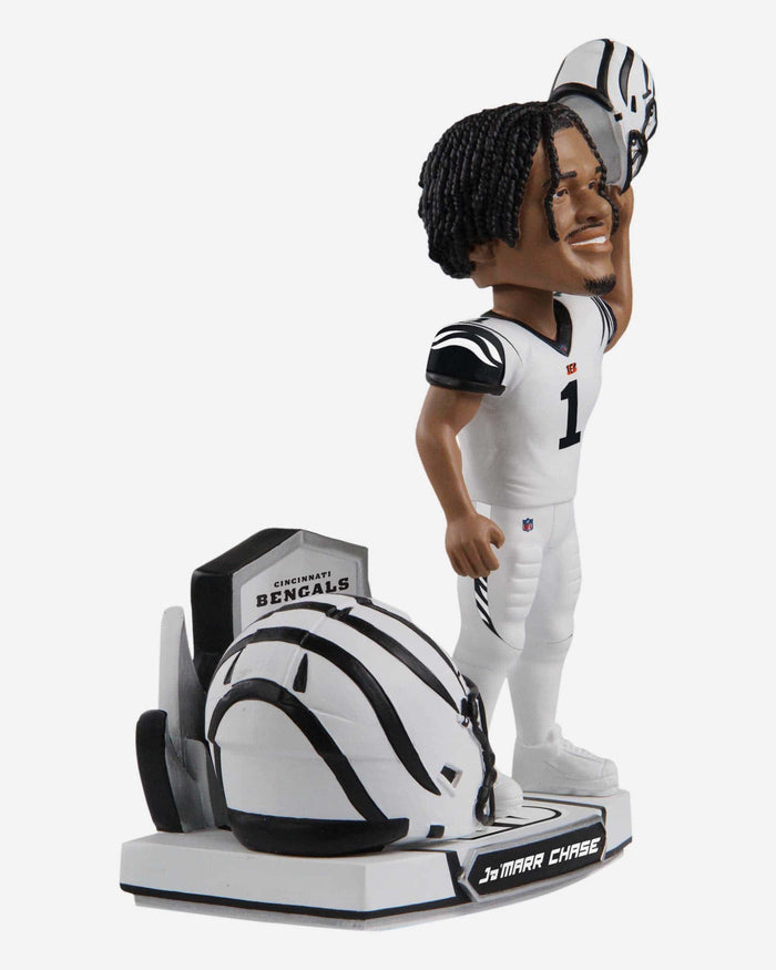 Ja'Marr Chase Cincinnati Bengals 2022 Alternate Helmet Bobblehead FOCO