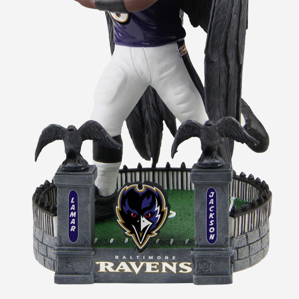 Lamar Jackson Baltimore Ravens Thematic Bobblehead FOCO