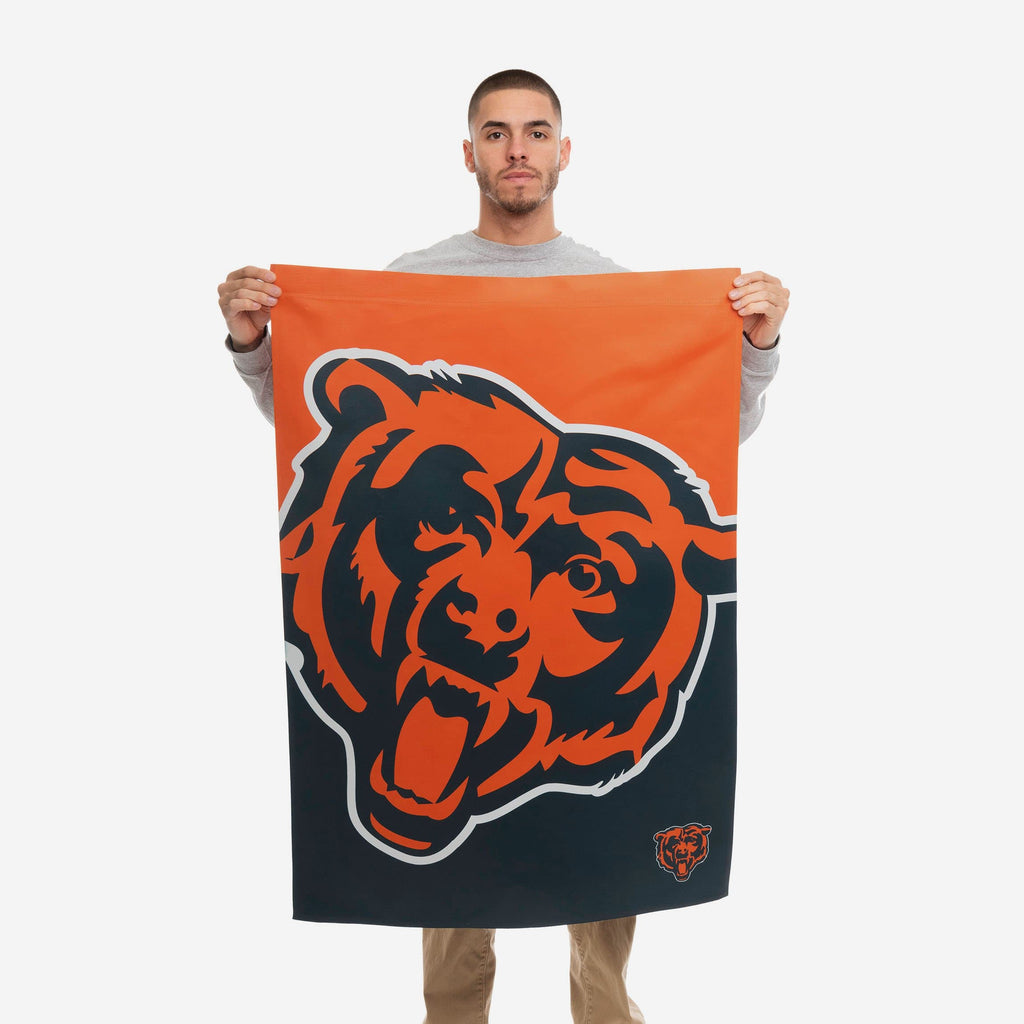 Chicago Bears Vertical Flag FOCO