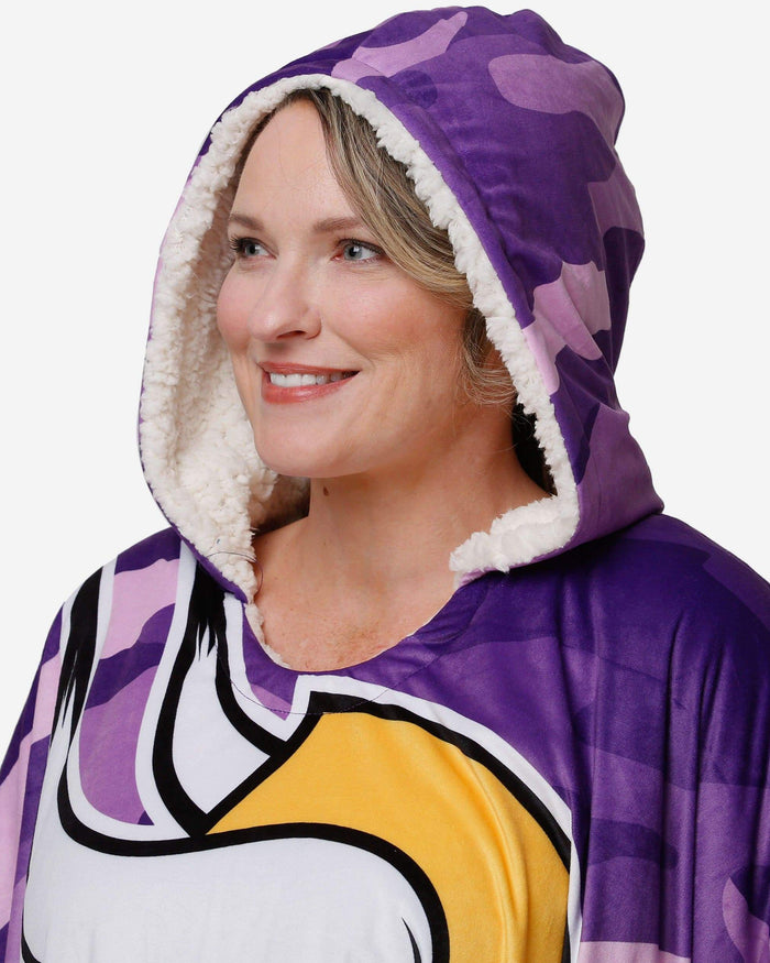 Minnesota Vikings Reversible Team Color Camo Hoodeez FOCO