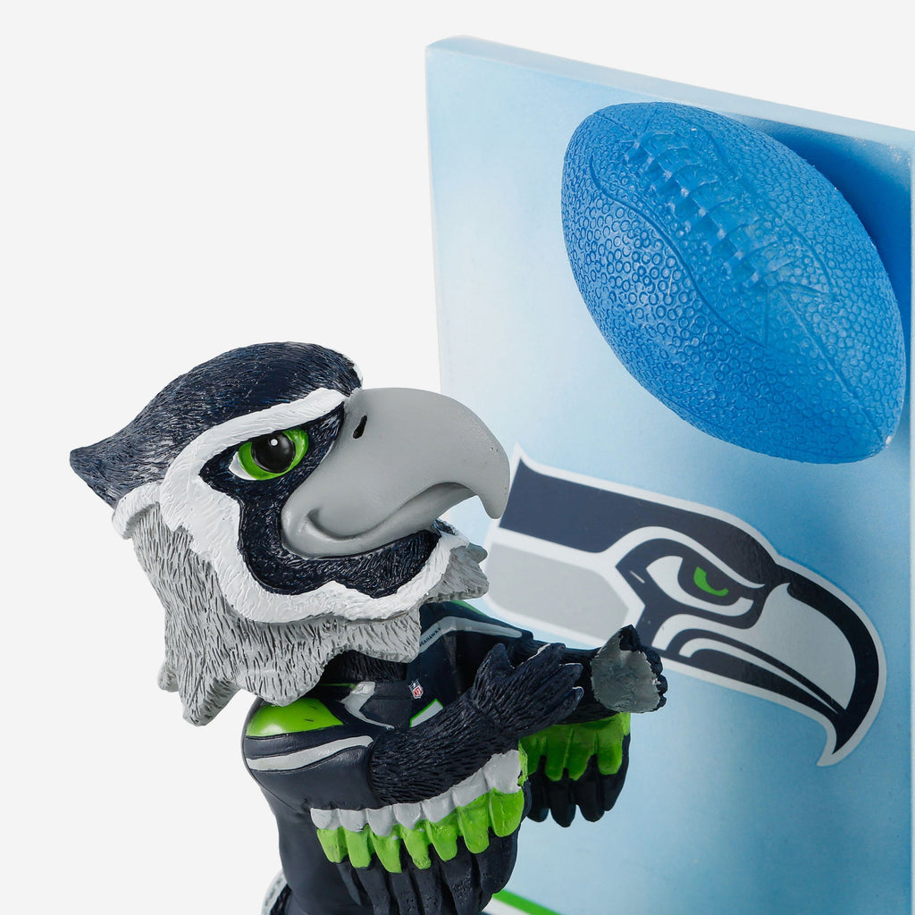 Blitz Seattle Seahawks Mascot Action Pose Light Up Ball Bobblehead FOCO