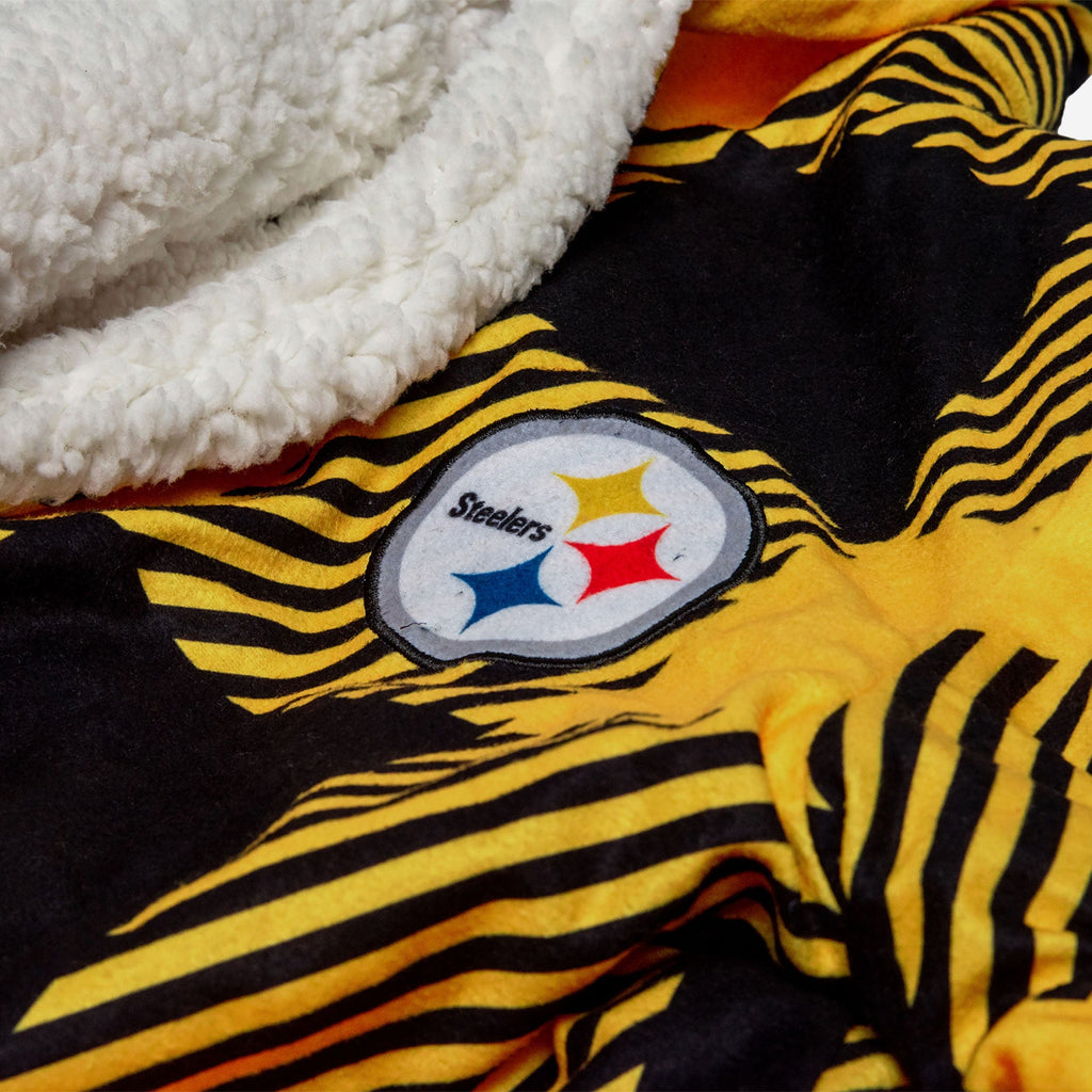 Pittsburgh Steelers Lounge Life Reversible Robe FOCO