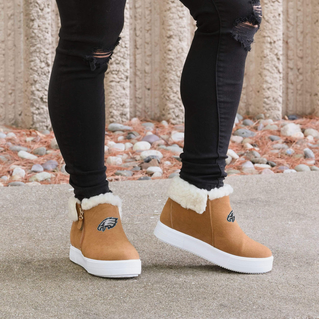 Philadelphia Eagles Womens Fuzzy Brim Zipper Boot FOCO