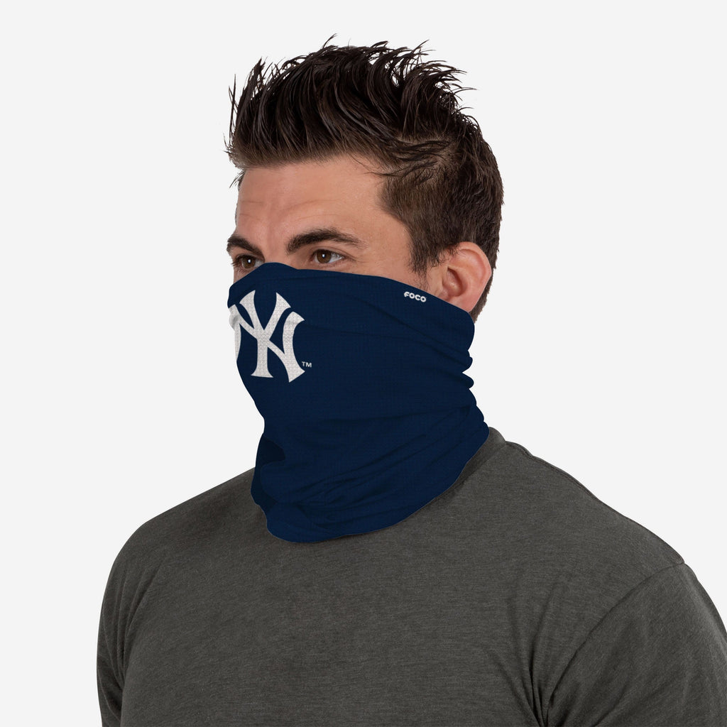 New York Yankees Big Logo Waffle Gaiter Scarf FOCO